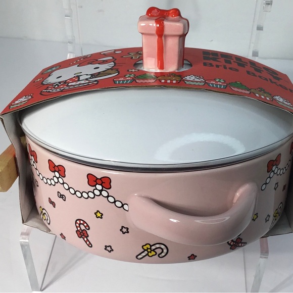 Hello Kitty | Dining | Brie Baker By Sanrio Hello Kitty Conversation ...